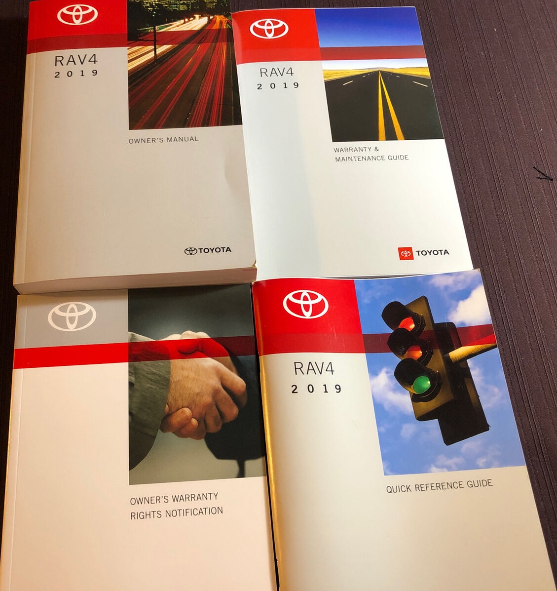 2019 Toyota Rav4 Owner's Manual Set